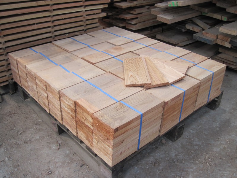 Eikenhouten Dakleien, Houten dak, Kastanjehoute Dakleein