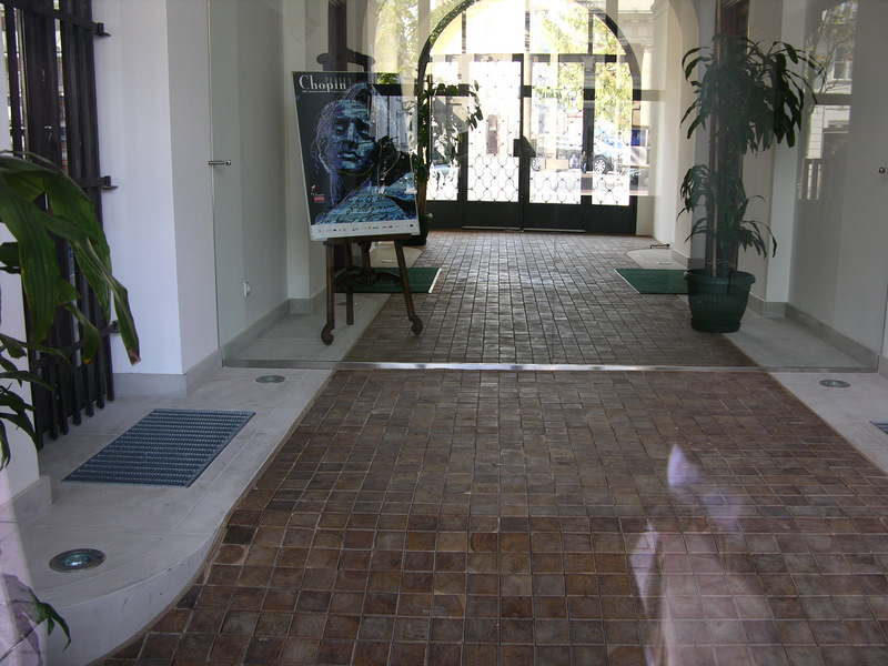 Inside wood paving, oak paving, ash paving,